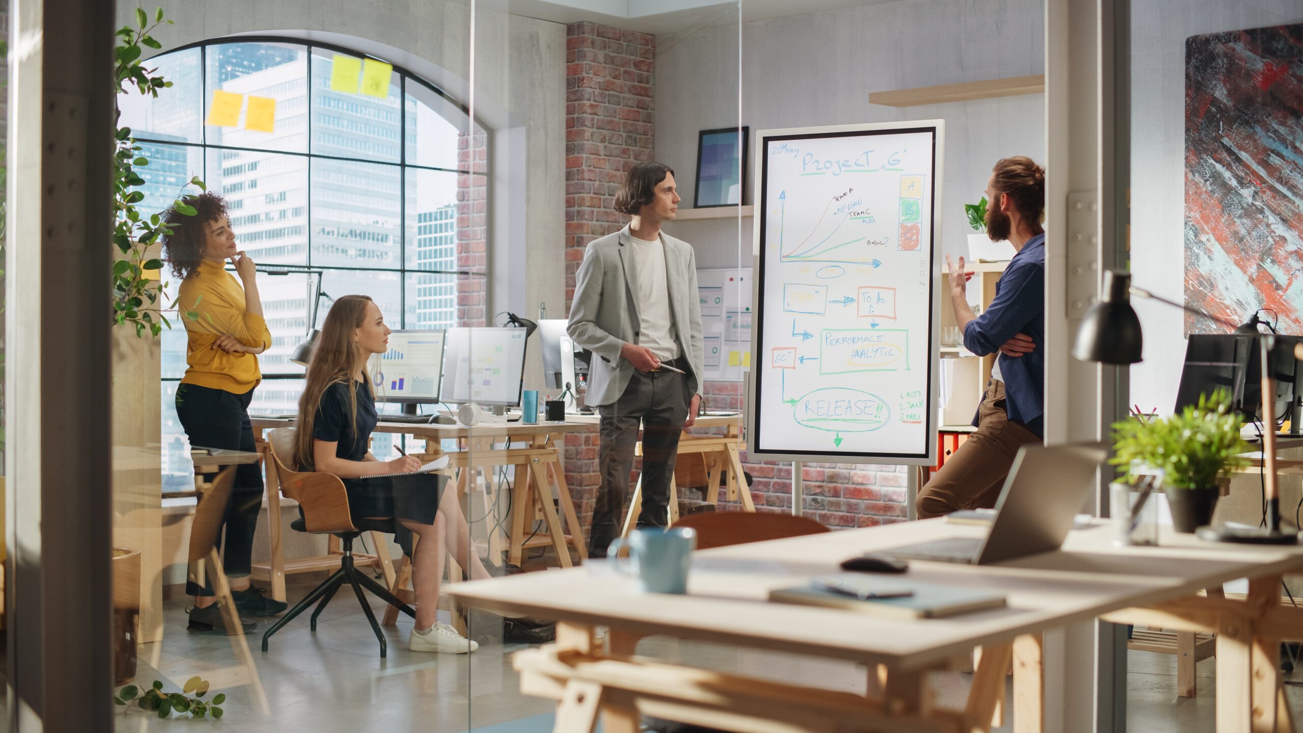What a Sales & Marketing Agency Does Behind the Scenes
